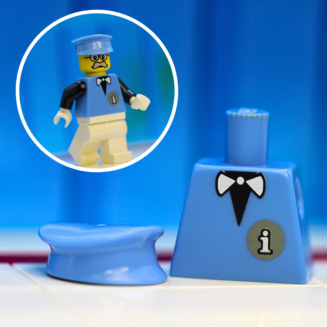 Infomaniac Custom Medium Blue Torso + Hat – eVend